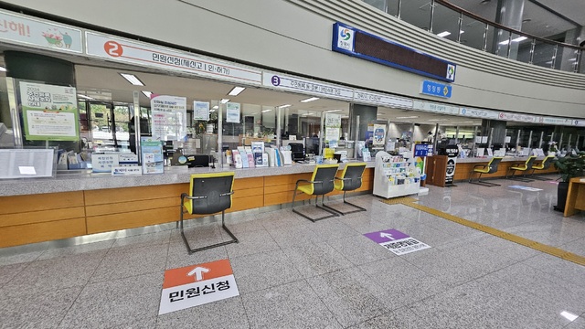 창원시 진해구 민원실, 업무안내판 새단장해 민원인 편의 높인다