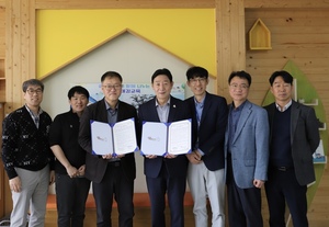 (재)김해시복지재단 김해시청소년수련관-대감초등학교, 2025년 학교연계 청소년인성교육 운영 업무협약 체결